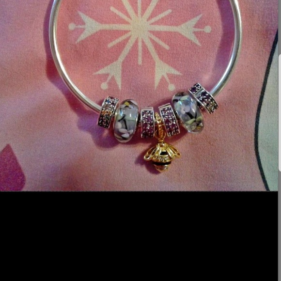 Pandora | Jewelry | New Pandora Queen Bee Dangle Charm | Poshmark